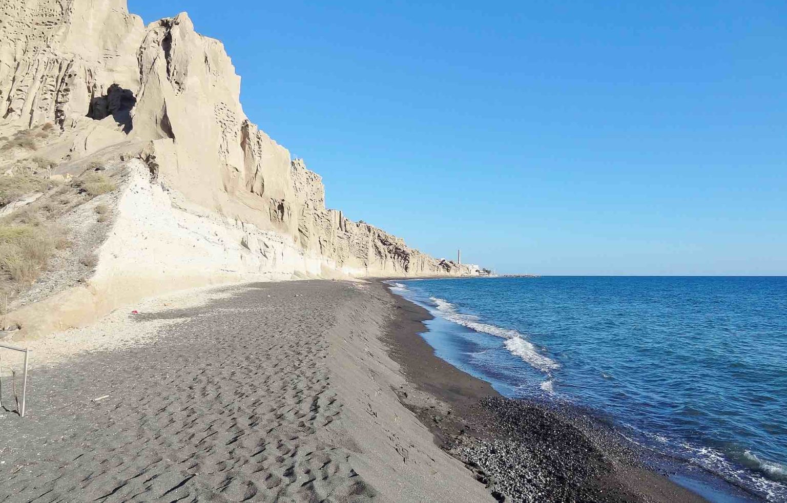 Playa de Vlychada - Isla Santorini Grecia | Guía de viajes y turismo